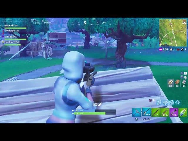 Does crouching increase your accuracy in Fortnite? Explained