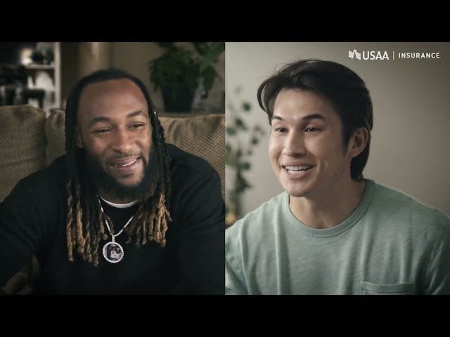 Who are Aaron Jones' parents Alvin and Vurgess Jones?