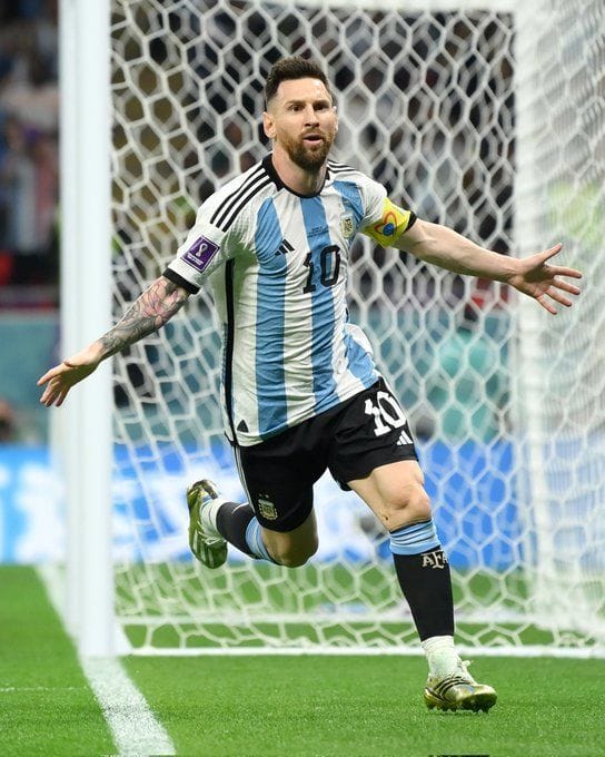 “Da Vinci or Mozart of football” – Fans left stunned by jaw-dropping ...
