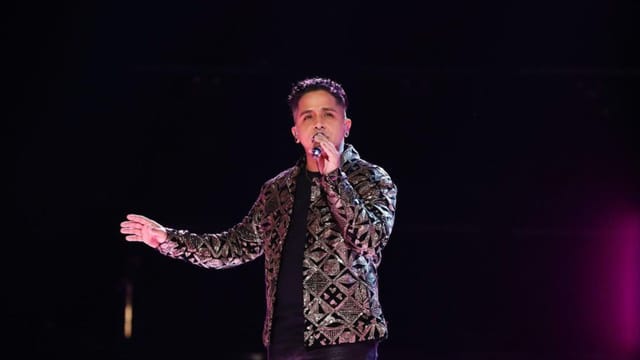 “Such a shining star”: The Voice season 22 fans commend Omar’s ...