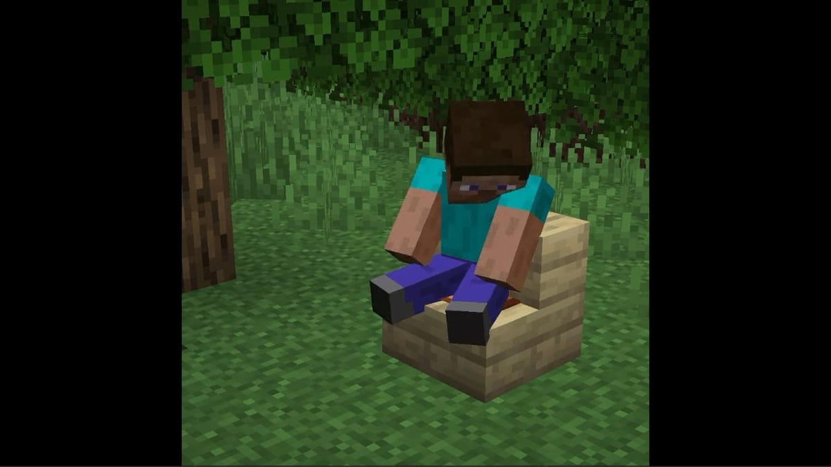 Minecraft player creates datapack that lets you sit on stairs