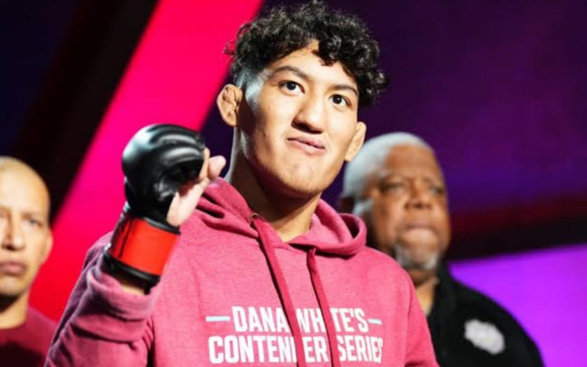 How does Raul Rosas Jr. balance high school life and his UFC career?