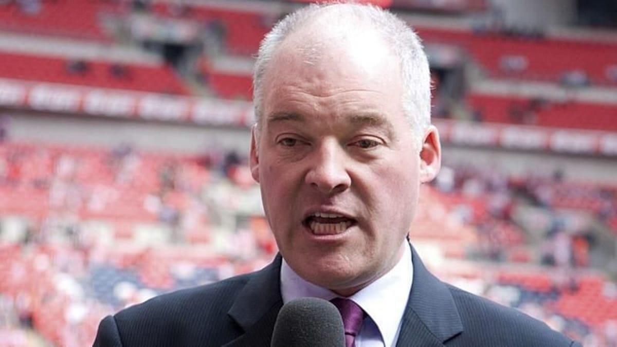 10 best football commentators of all time