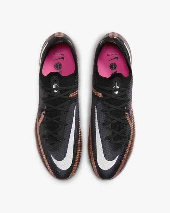 5 Best Football Boots For Speed