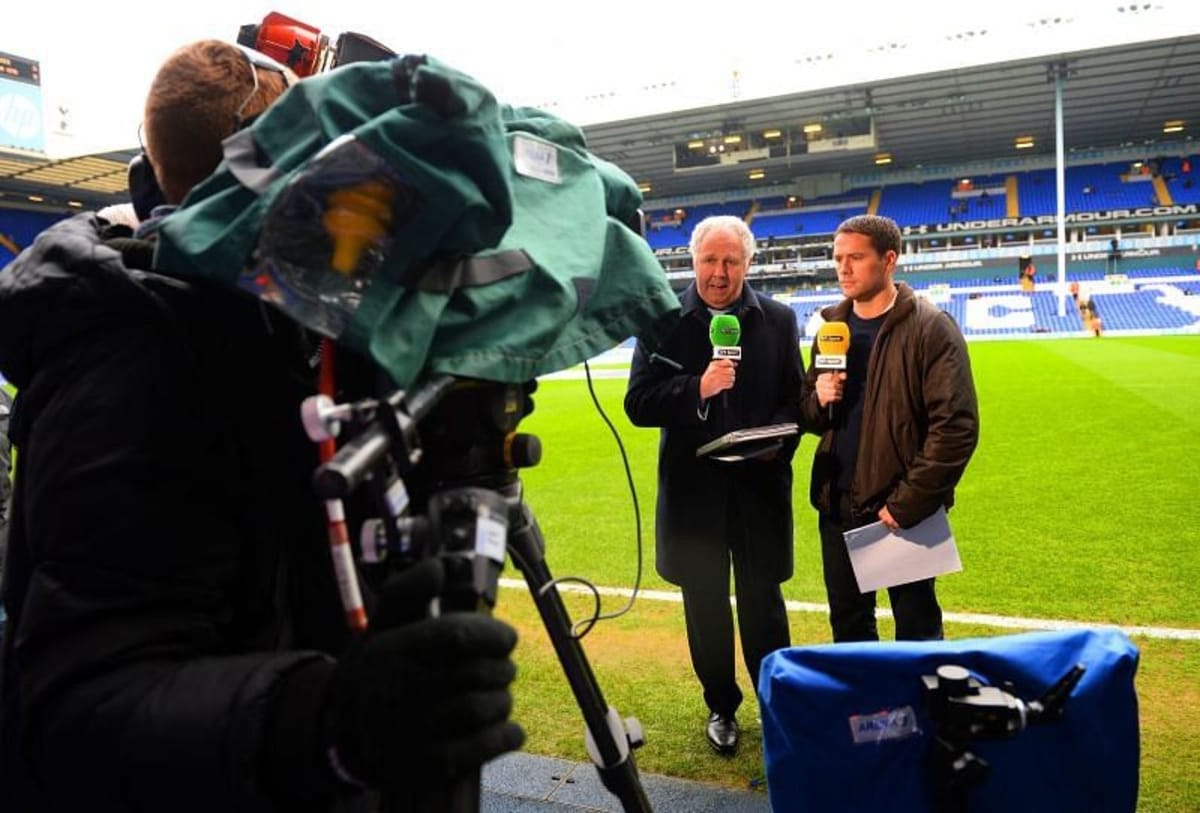 10 best football commentators of all time