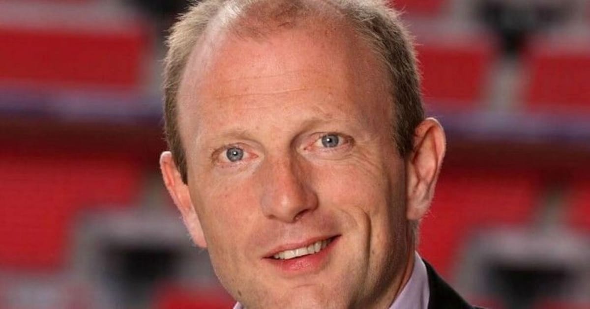 10 best football commentators of all time