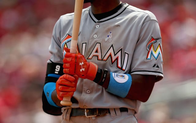 Flash MLB: Which former MLB pitcher was nicknamed 'Flash'?