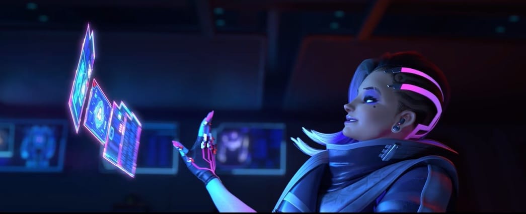 How does Sombra work in Overwatch 2?