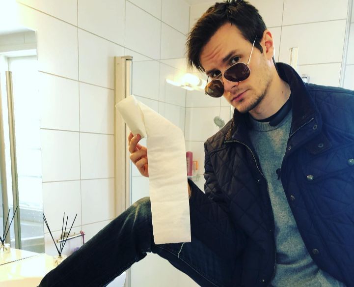 How much is Click’s Net Worth as of 2024?