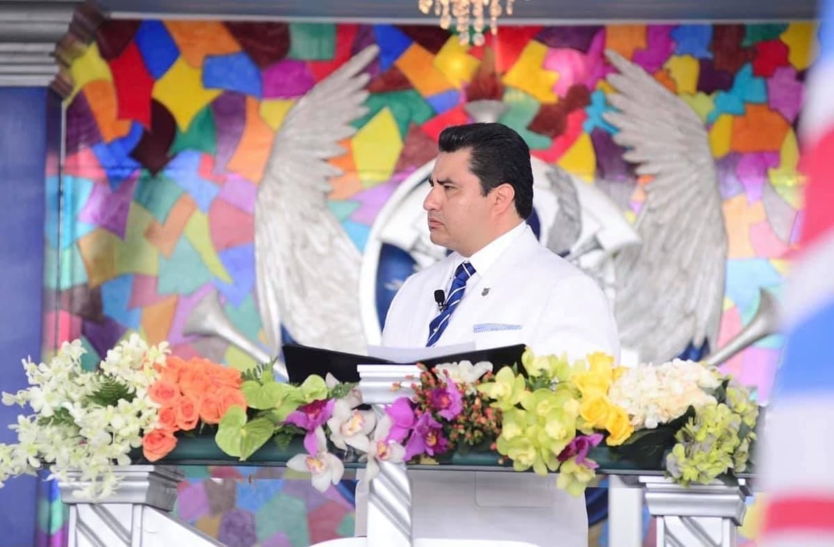 5 chilling details about La Luz Del Mundo's leader Naason Joaquin Garcia