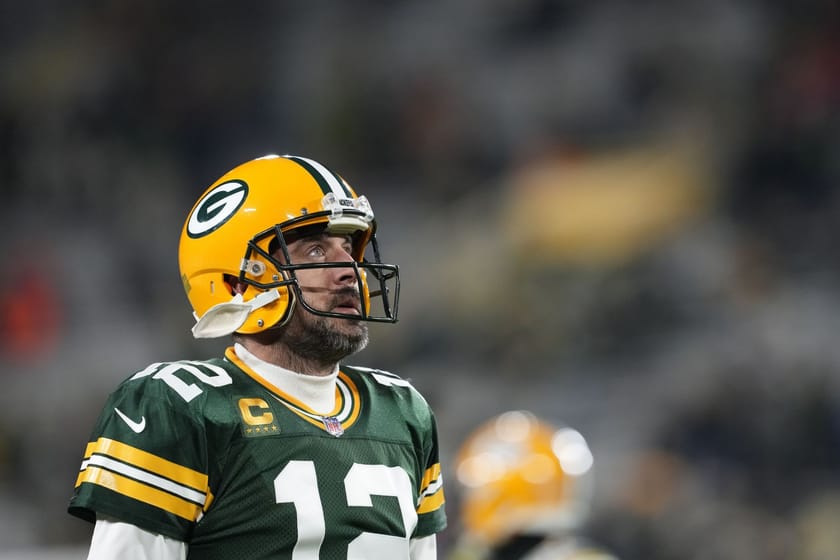 Aaron Rodgers Interception: Packers QB wildly overthrows Allen Lazard ...
