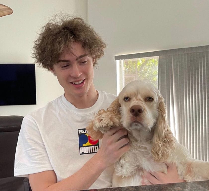 How much is ZacharyZaxor's Net Worth as of 2024?