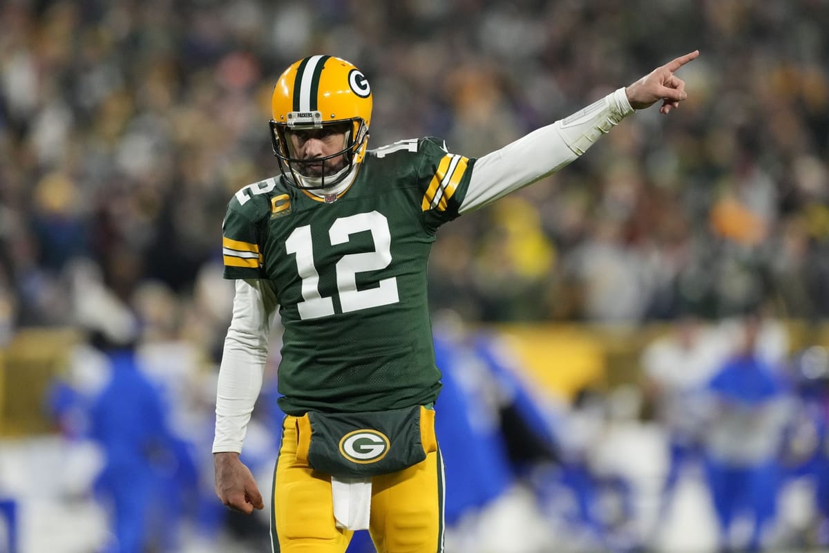 Aaron Rodgers once again dives into the murky debate of aliens ...