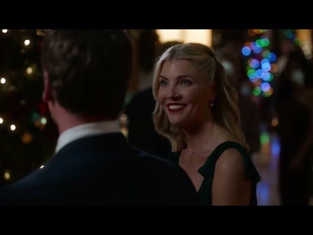 Fit for Christmas cast list: Amanda Kloots, Paul Greene, and others to ...