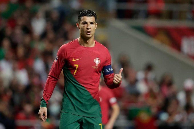 Twitter explodes as South Korea feed off Cristiano Ronaldo error to ...