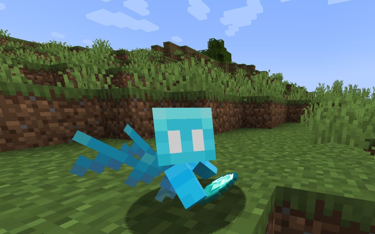 Top 5 hilarious pranks to try on friends in Minecraft (2022)