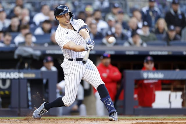 New York Yankees fans react to video of Giancarlo Stanton's unique ...