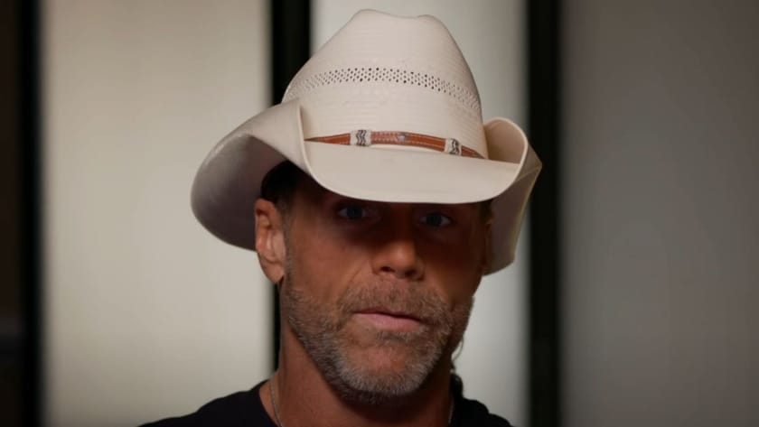 Furious Shawn Michaels slapped giant superstar backstage after in-ring ...