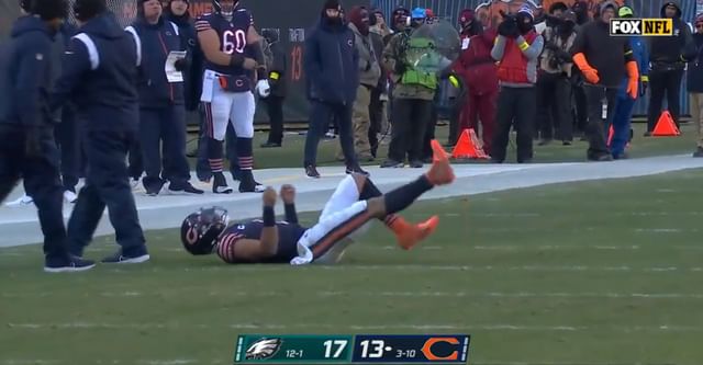 Justin Fields injury: What happened to Bears QB?