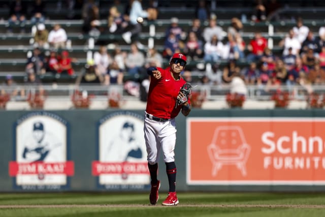 MLB reporter Jon Heyman suggests there's little chance Carlos Correa ...