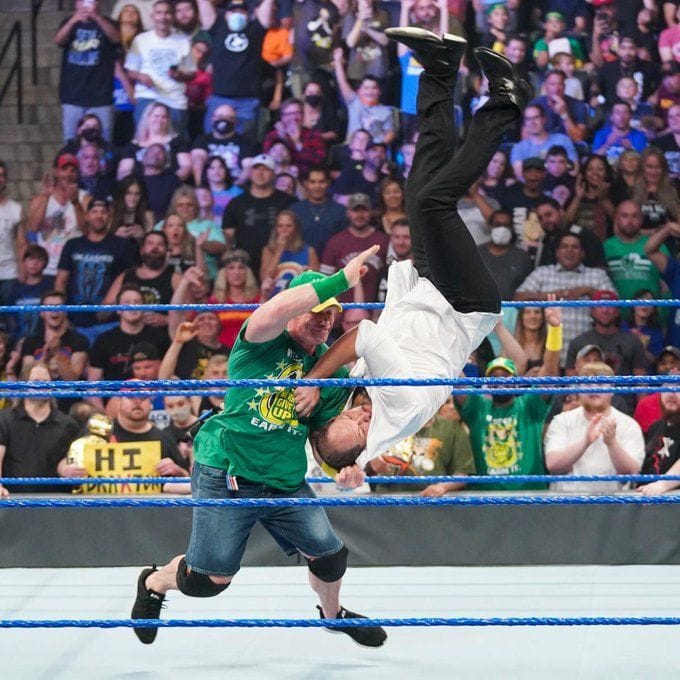 4 धमाकेदार चीज़ें जो फैंस John Cena को WWE SmackDown के अगले एपिसोड में ...