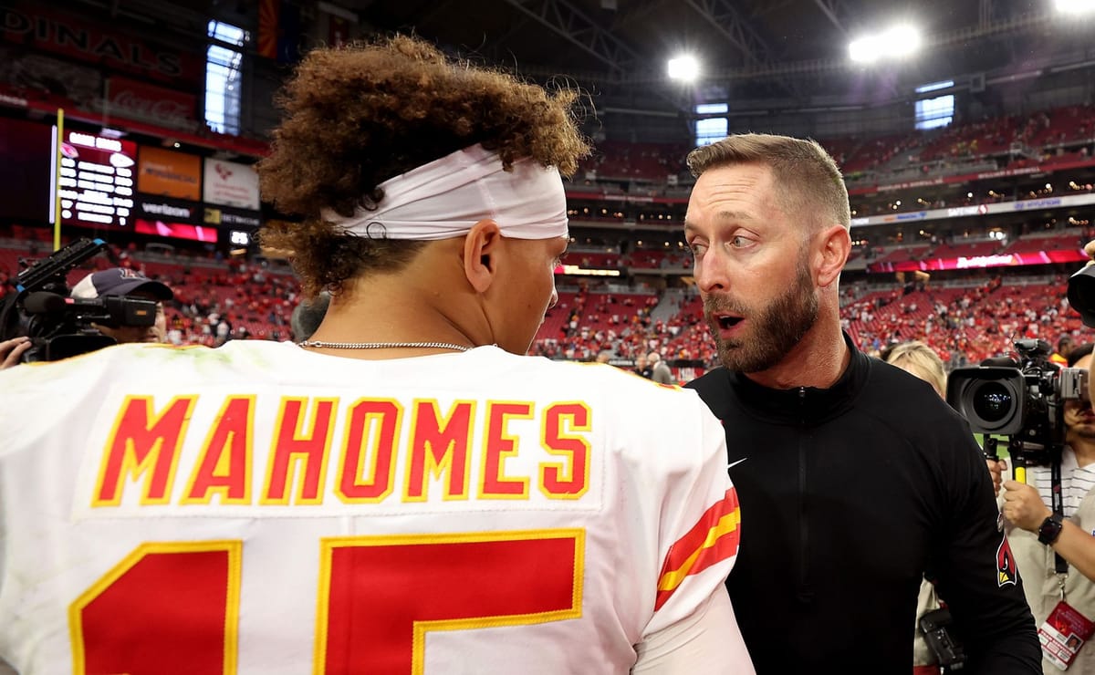 Who coached Chiefs QB Patrick Mahomes in his Texas Tech CFB career?