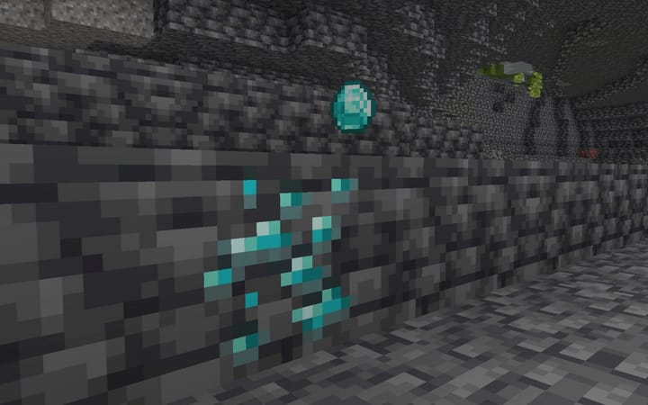 5 best levels for mining ores in Minecraft PE