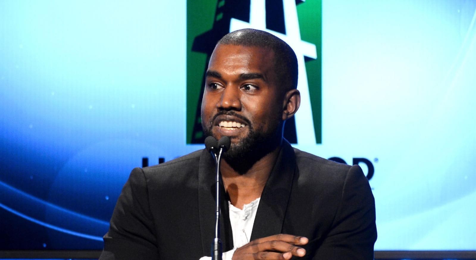 How tall is Kanye West?