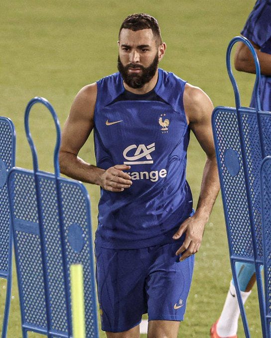 Real Madrid superstar Karim Benzema has cut off all contact with France ...
