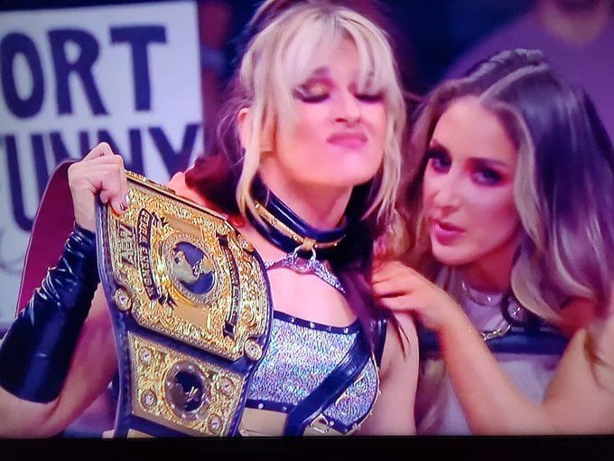 Becky Lynch: "Going to be Becky Lynch levels of over with her reign ...