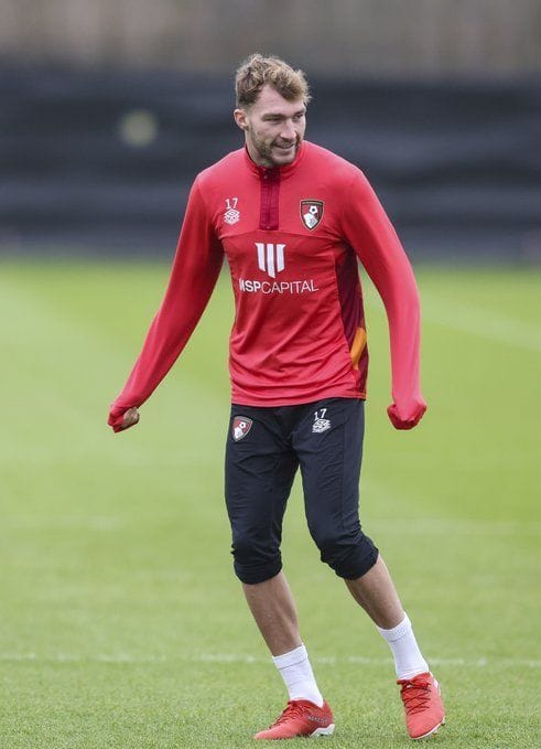 "Going to be interesting" - Chris Sutton predicts winner of Chelsea vs ...