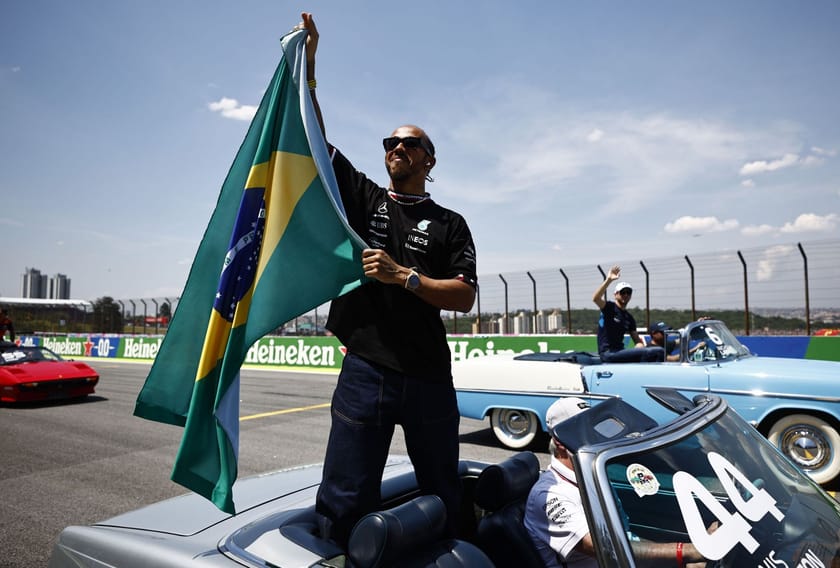 WATCH: Lewis Hamilton seen snowboarding in Antarctica; Fans react