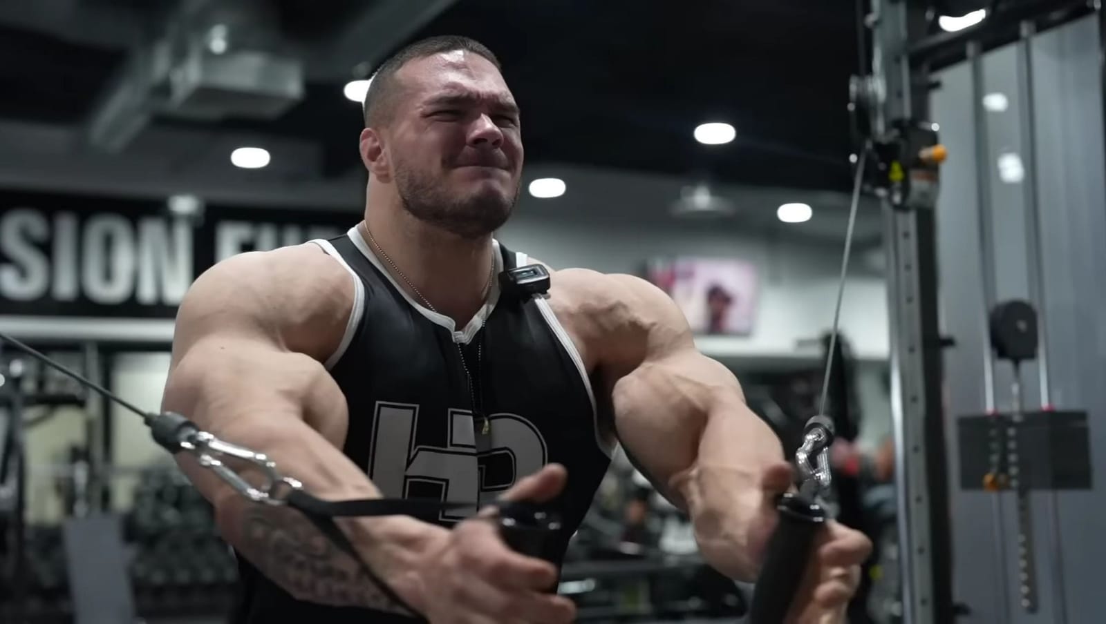 Nick Walker starts 2023 Arnold Classic prep by crushing chest and ...