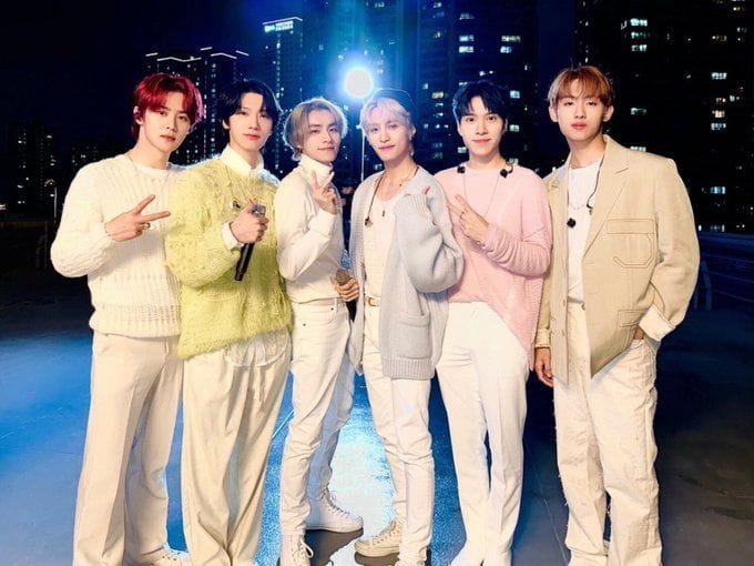 “Raised the standard” – WayV’s KUN impresses fans by skydiving for the ...