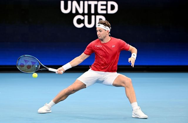 Casper Ruud impressed with Daniil Medvedev's unusual return technique ...