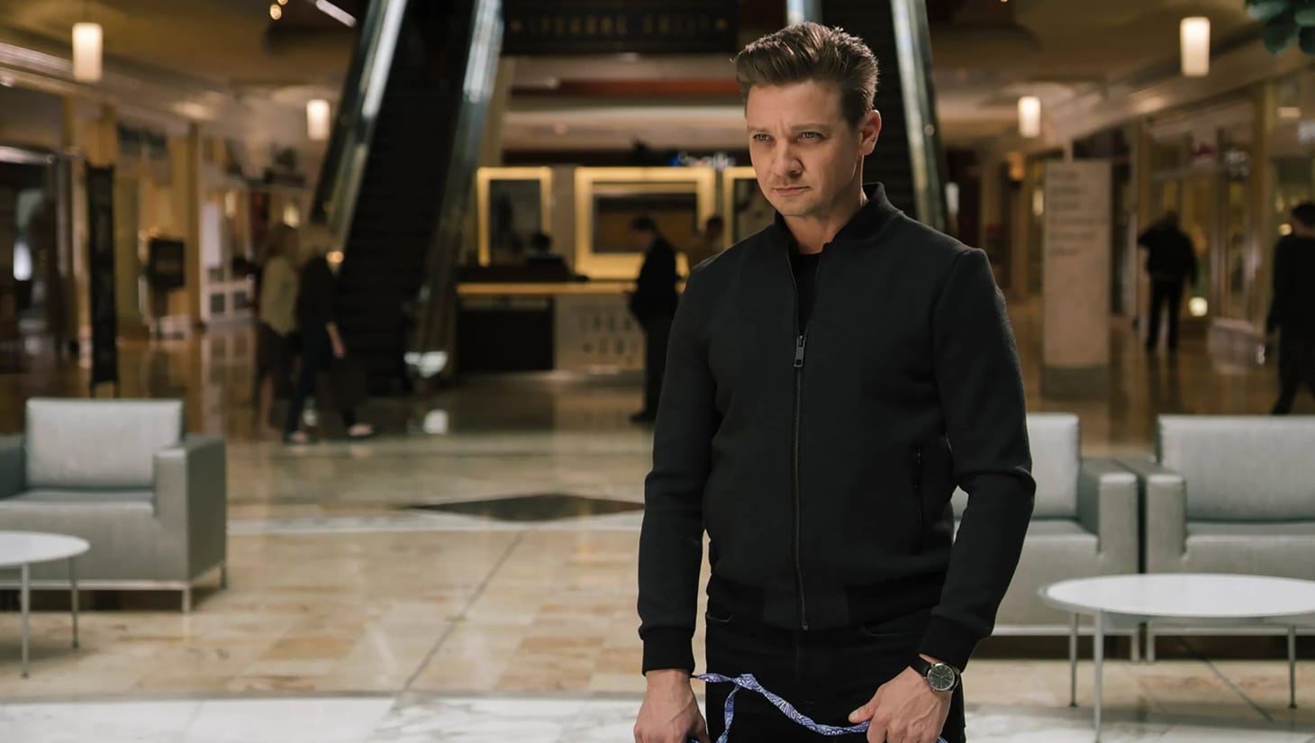 Leg amputation worries loom over Jeremy Renner fans as Hawkeye actor ...