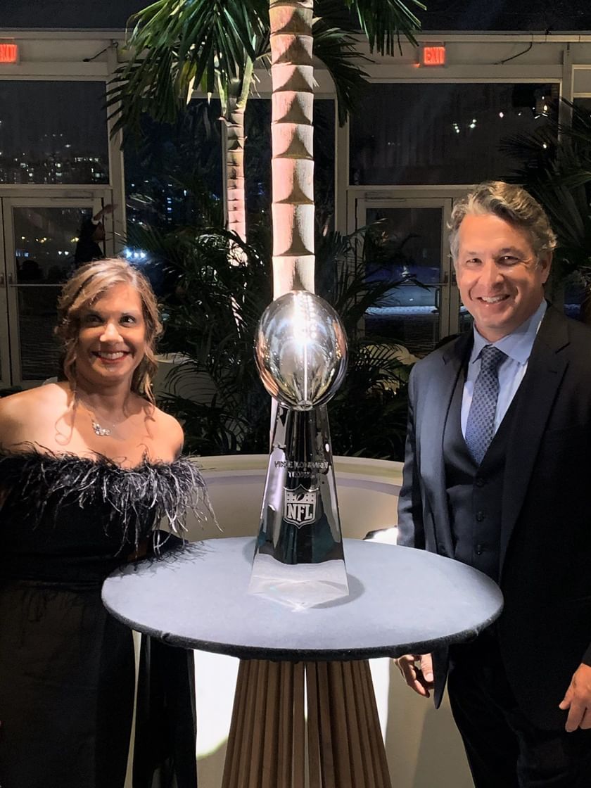 Who is Jason Hanold? Hanold Associates CEO donates $20K to Damar Hamlin ...