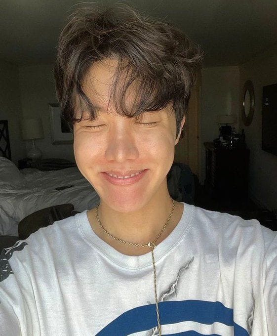 “His face please”: BTS’ j-hope’s shocked reaction to host Liza Koshy’s ...