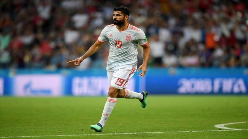 10 footballers who have played for multiple national teams