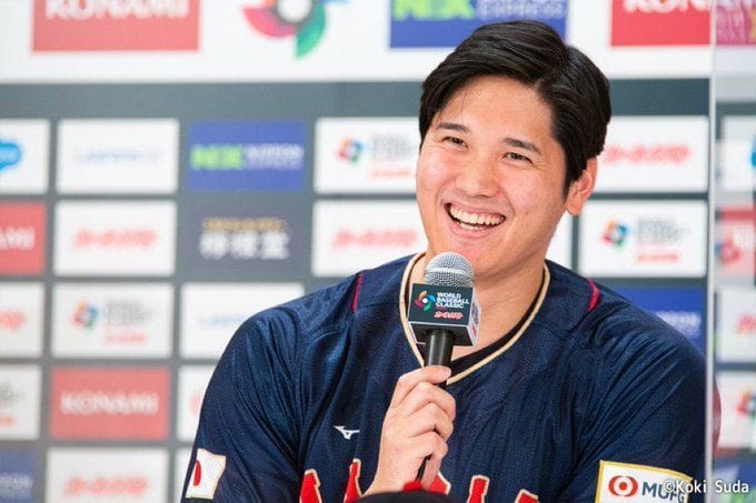 Shohei Ohtani: WATCH: Shohei Ohtani flexes his muscles in the gym ...