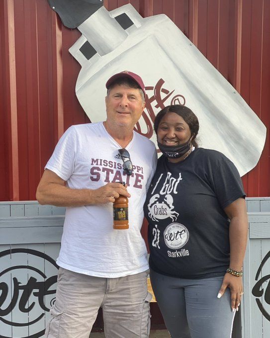 Why is Mike Leach called "The Pirate?" Everything in the story behind ...