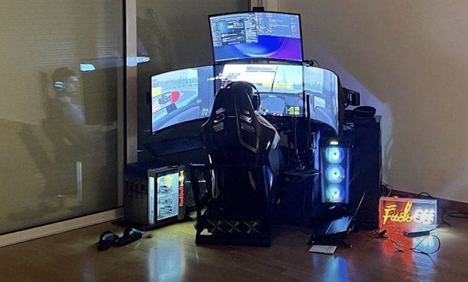 F1 News: "He only lives to race" - Max Verstappen's sim racing setup ...