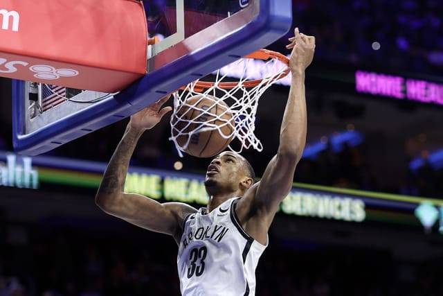 Top 3 most memorable NBA dunks