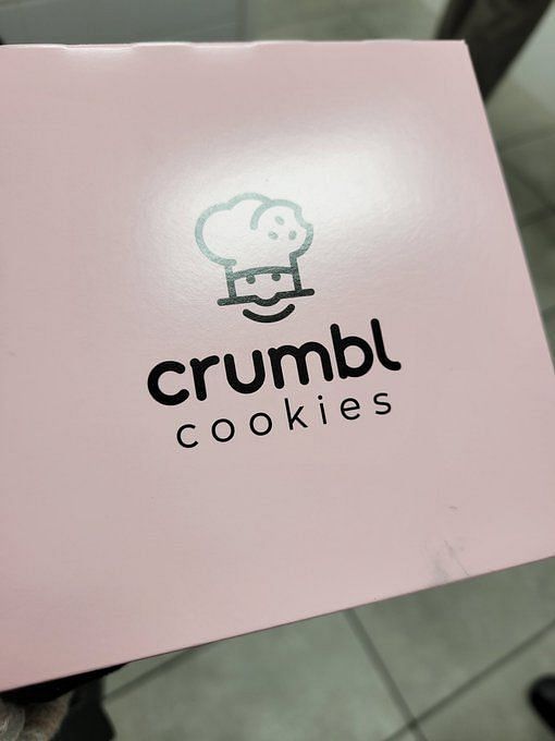 Crumbl Cookies New Years Week Line Up Explored As Brand Bakes New Strawberry Crumb Cake