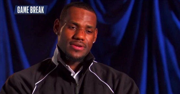 Adin Ross gets worried as his security personnel breaks his arm during ...