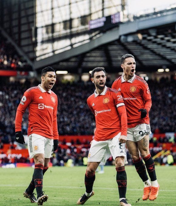 Manchester United looking to reduce the average age of squad and ...