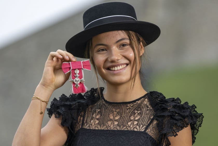 Emma Raducanu felt "like Hannah Montana" after changing from a fancy ...