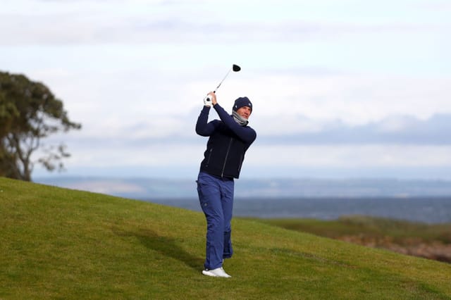 6 soccer stars who play golf