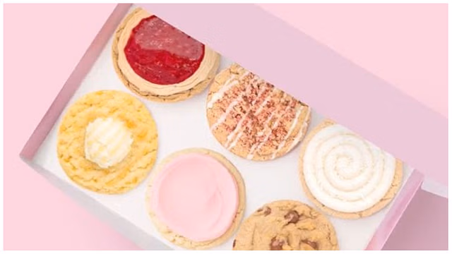 Crumbl Cookies New Years Week Line Up Explored As Brand Bakes New Strawberry Crumb Cake