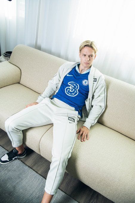 “He is a big player who comes here to help” – Chelsea star hoping ...